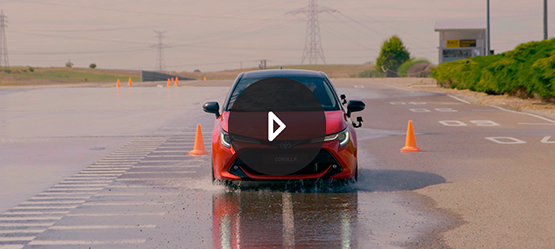 Frenadas de emergencia con un coche híbrido